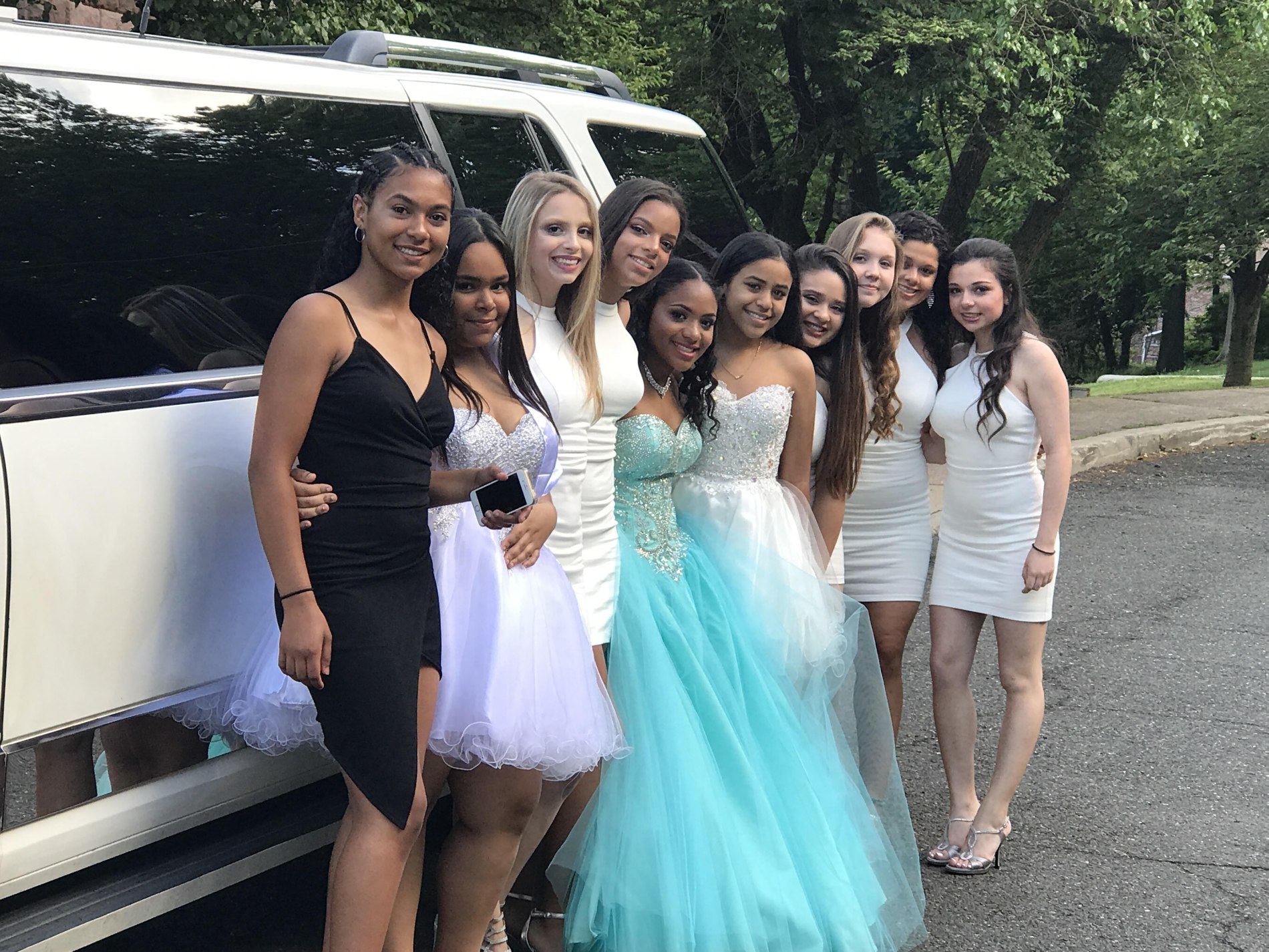 Family-Friendly Fun: Limo Rentals for Kids' Parties